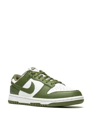 Nike Dunk Low Sneakers