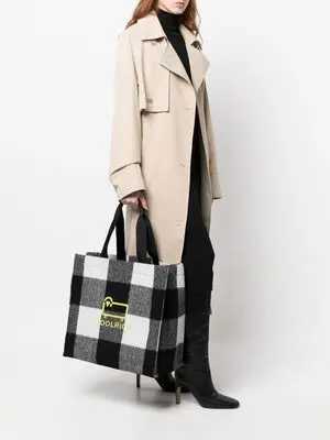 Woolrich Logo-print Check Tote Bag - Black