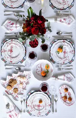JULISKA Country Estate Winter Frolic Christmas Eve Dinner Plate
