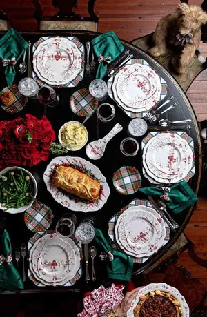JULISKA Country Estate Winter Frolic Christmas Eve Dinner Plate