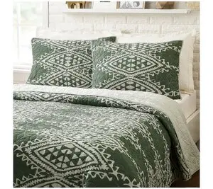 JUSTINA BLAKENEY Aisha King Quilt Set