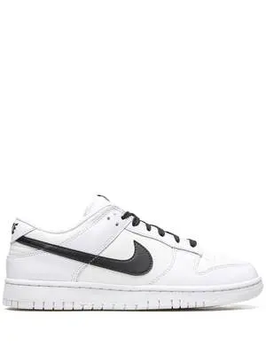 Nike Logo Sneakers For Women