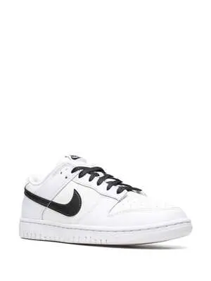 Nike Dunk Low Retro Sneakers - White