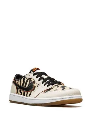 JORDAN Air 1 Low Og Chinese New Year Sneakers - Neutrals