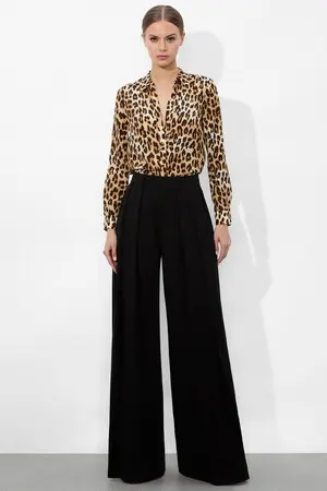Alice + Olivia Eloise Leopard Print Button Down - Red