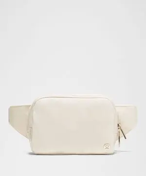 Lululemon Everywhere Belt Bag Large 2L Light Ivory/gold