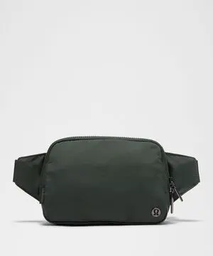 Lululemon Everywhere Belt Bag Large 2L Rainforest Green