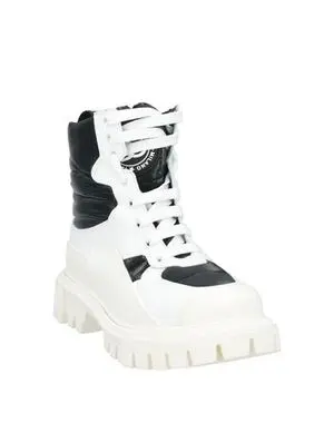 Dolce & Gabbana Padded Ankle Boots - White