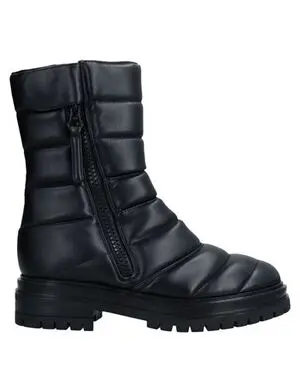GIANVITO ROSSI Leather Padded Ankle Boots