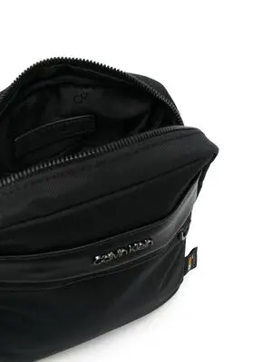 Calvin Klein Logo-plaque Shoulder Bag