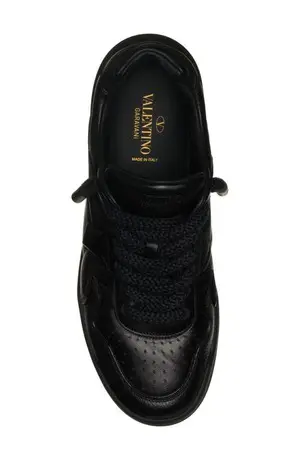 Valentino Garavani One-stud Low-top Sneakers - Nero