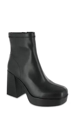 Mia Ilia Platform Bootie Blk-burstr