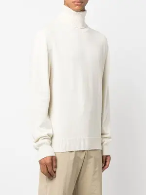 BARRIE Turtle Neck Cashmere Sweater - White