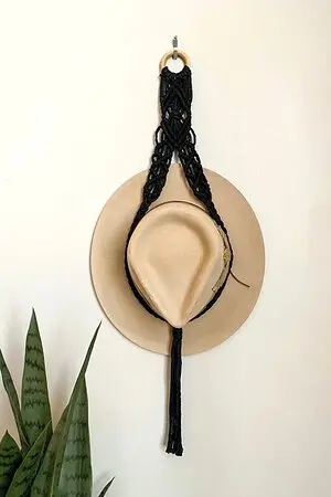 I WOULD RATHER KNOT I Would Rather Knot Macrame Hat Hanger Black