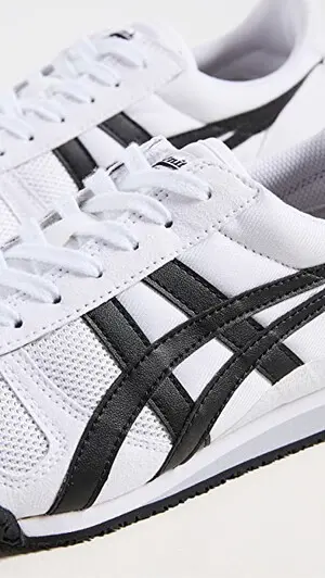 Onitsuka Tiger Traxy Trainers
