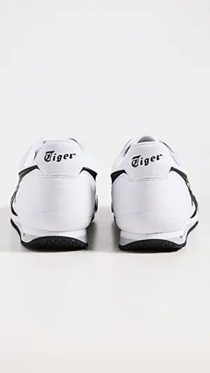 Onitsuka Tiger Traxy Trainers