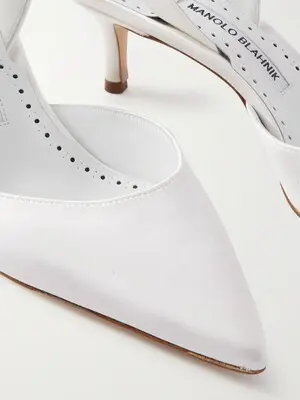 Manolo Blahnik Carolyne Bridal 50 Slingback Pumps - White