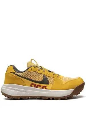 Nike Lowcate Solar Flare Sneakers