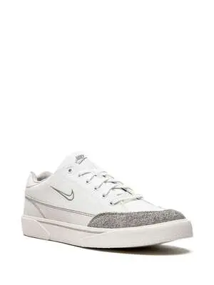 Nike Gts 97 Low-top Sneakers - White