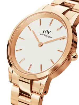 DANIEL WELLINGTON 32mm Timepiece