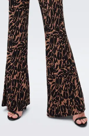 Diane Von Furstenberg Seoul Abstract Print Long Sleeve Jumpsuit