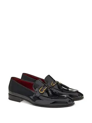 FERRAGAMO Gancini Plaque Leather Loafers