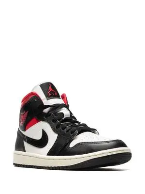 JORDAN Air 1 Mid Sneakers - Black