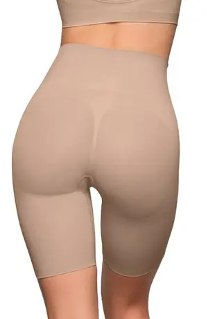 SKIMS Butt Enhancing Lifting Shorts - Clay