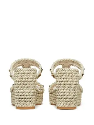 Valentino Garavani Rockstud Torchon 90mm Wedge Sandals - Neutrals