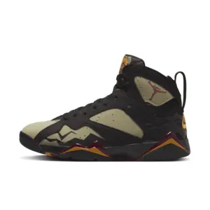 JORDAN Air Retro Se Shoes