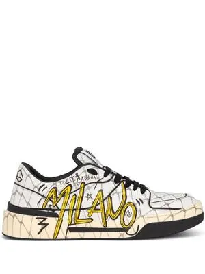 Women's Round Toe Low-Top Sneakers