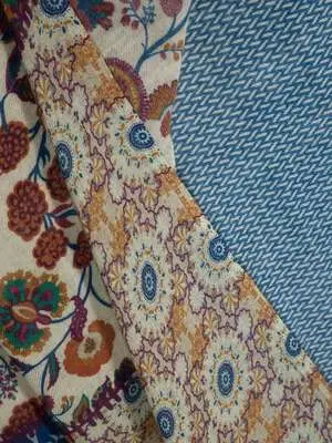 LEATHERSMITH OF LONDON Graphic-print Wool Scarf