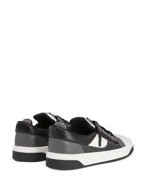 GIUSEPPE ZANOTTI Double-zip Low-top Sneakers - Black
