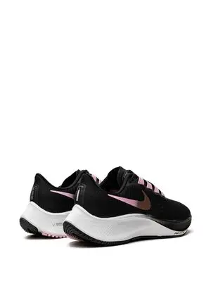 Nike Zoom Pegasus 37 Sneakers