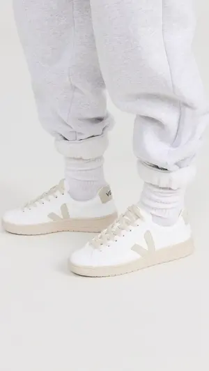 VEJA Urca Sneakers - White/natural