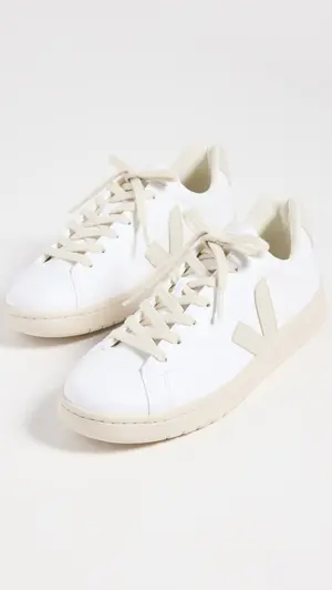 VEJA Urca Sneakers - White/natural