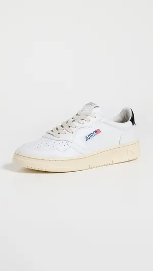 AUTRY Medalist Low-top Sneakers - White/black