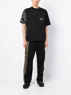 MASTERMIND WORLD Camouflage-print Short-sleeved T-shirt