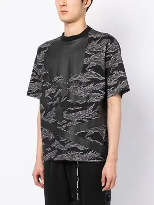 MASTERMIND WORLD Camouflage-print Short-sleeved T-shirt