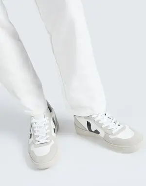 VEJA Low-top Sneakers