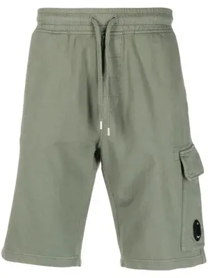 C.P. COMPANY Lens-detail Cargo Shorts - Green