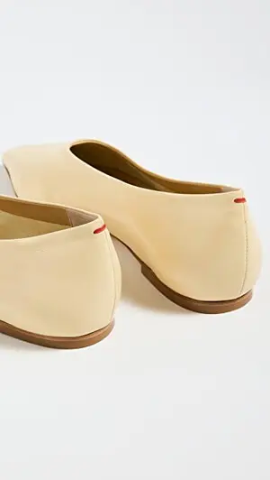 AeydĒ Octavia Flats
