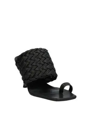 SUOLI Thong Sandal - Black