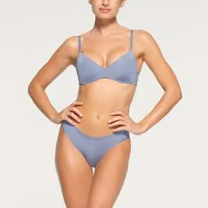 SKIMS Push Up Plunge Bra | Light Neutral | 30a | Wireless Form Slate
