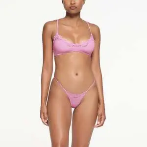 SKIMS Scoop Bralette | Black | 2xs | Fits Everybody Lace Petal
