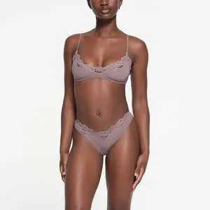 SKIMS Scoop Bralette | Black | 2xs | Fits Everybody Lace Zinc