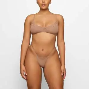 SKIMS Fits Everybody Lace String Thong Sienna