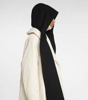 THE ROW Dodi Cashmere Scarf - Black