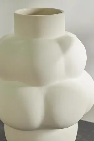 LOUISE ROE Balloon 04 Ceramic Vase - White