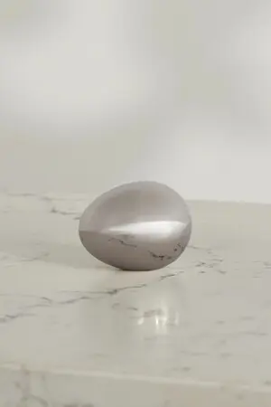 FOURTH STREET Egg Steel Paperweight - Silver